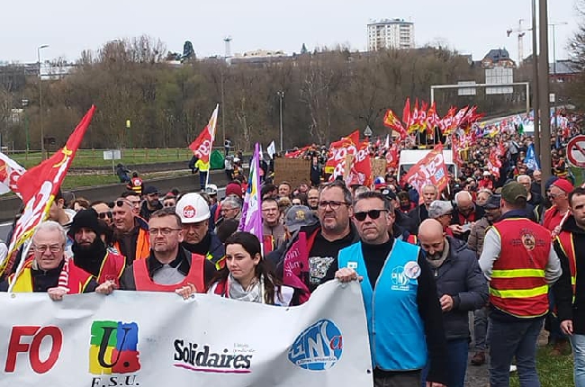 Radio 8 Ardennes Entre 4000 Et 8000 Opposants à La Réforme Des